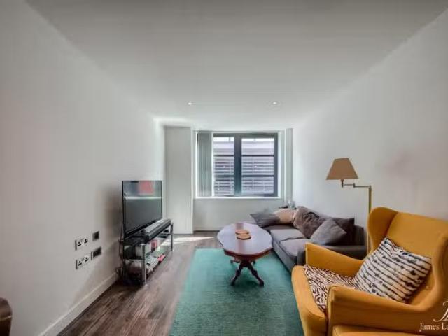 For Rent! 2 bedroom apartment for rent in The Kettleworks, 126.