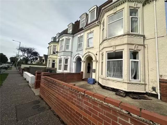 Cheap 2 bedroom Flat to rent, Avondale Road, Gorleston, NR31.