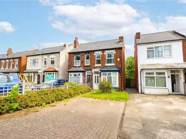 Cozy 2 bedroom house for rent in Umberslade Road, Selly Oak, B.