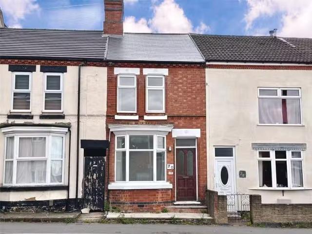 Cozy 2 bedroom Mid Terrace House to rent, Derby Road, Hinckley.