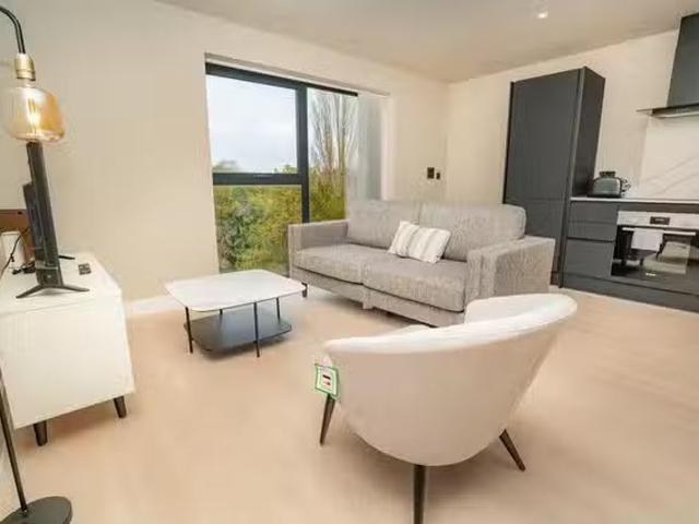 Charming 2 BR Coventry Road