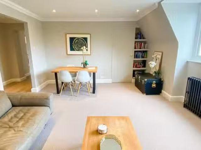 Just in! 2 BR Elm Park Gardens