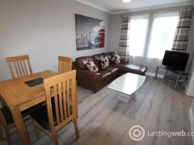 Just in! 2 BR Property to rent in 183 Headland Court, Aberdeen.