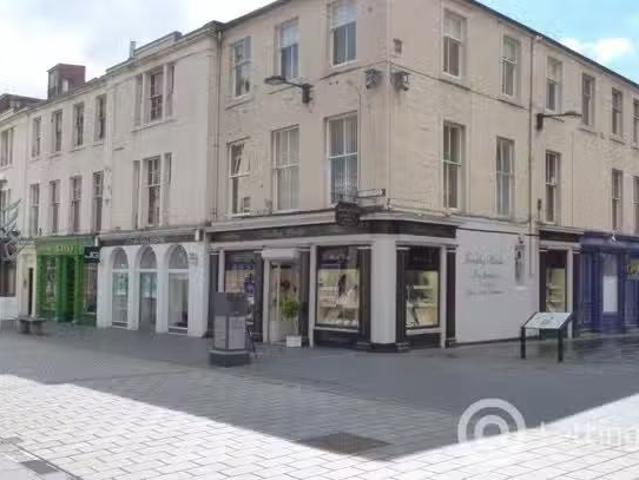 New 2 BR Property to rent in 3a South St John's Place Perth PH.