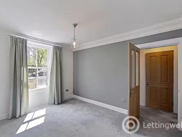 Cheap 2 BR Property to rent in Woodhall Road, Edinburgh, Midlo.
