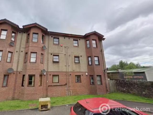 Charming 2 BR Property to rent in Cogan Place, Barrhead, East.