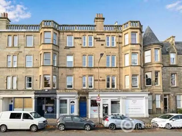 Cozy 2 BR Property to rent in Craighall Road, Edinburgh