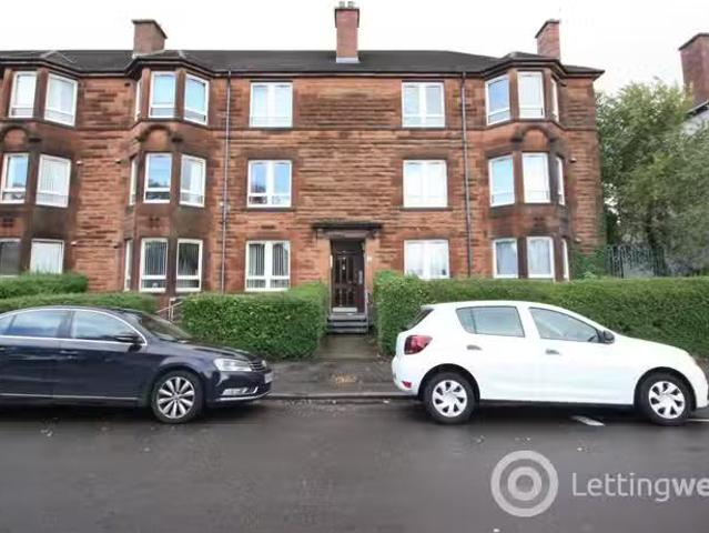 Nice 2 BR Property to rent in Flat 2/1 15 Arklet Road, Glasgow.