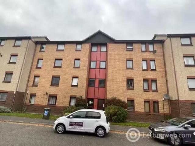 Nice 2 BR Property to rent in Gylemuir Road, Corstorphine, Edi.