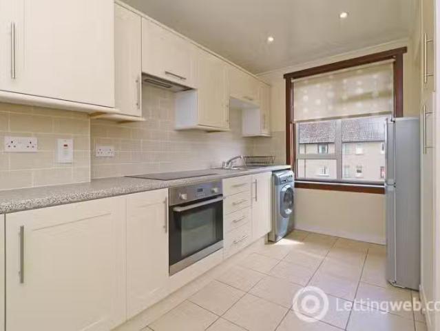 For Rent! 2 BR Property to rent in Kemnay Gardens, Dundee