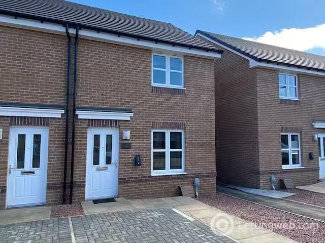 Cozy 2 BR Property to rent in Lucy Colquhoun Cruik, Little Fra.