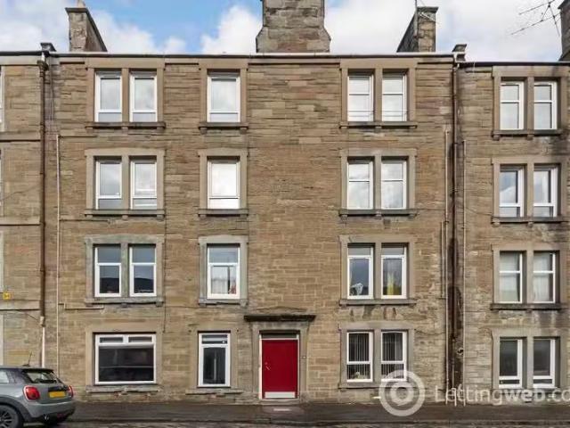 Deal! 2 BR Property to rent in Morgan Street, Dundee, DD4