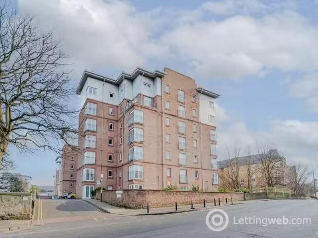 Just in! 2 BR Property to rent in North Pilrig Heights, Edinbu.