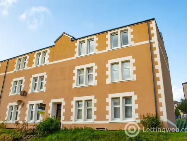 Charming 2 BR Property to rent in Sandeman Street, Dundee, DD3.