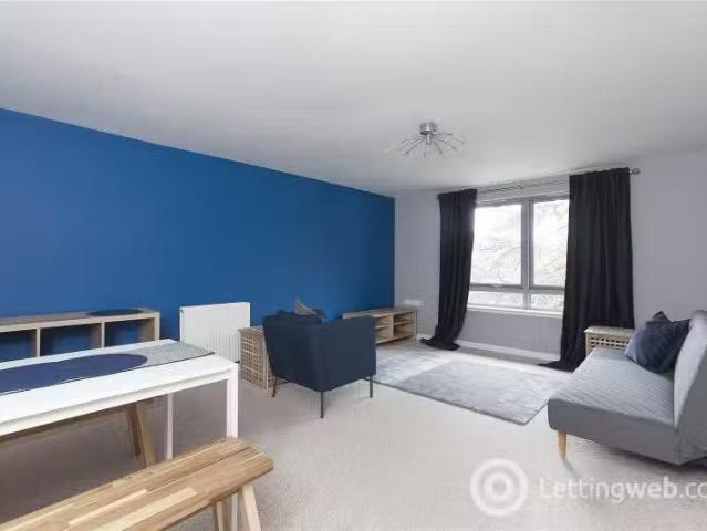 Deal! 2 BR Property to rent in St Triduanas Rest, Edinburgh, EH7