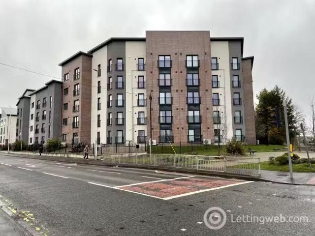Unique 2 BR Property to rent in St Joseph Court