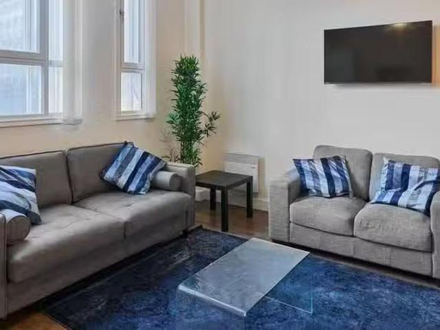 Rental! 2 BR Water Street