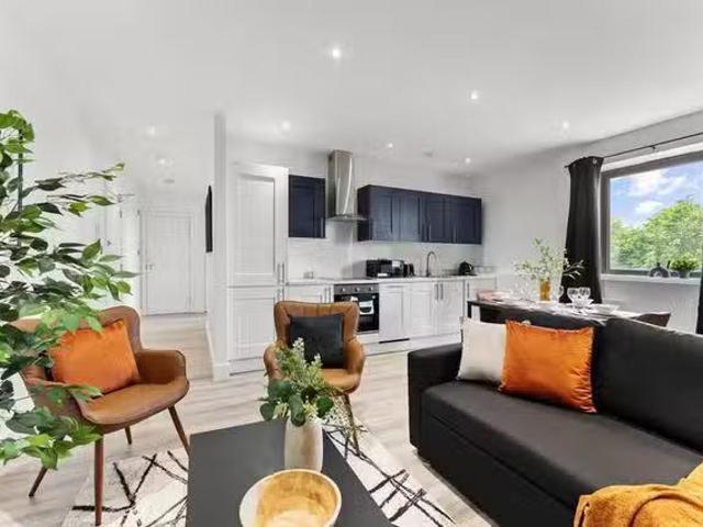 Deal! 2 BR vantage house