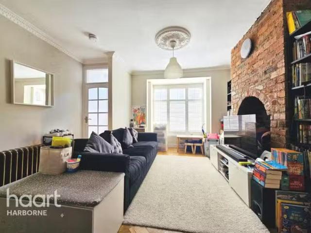 Unique 3 bedroom terraced house for rent in Birmingham B17 9.