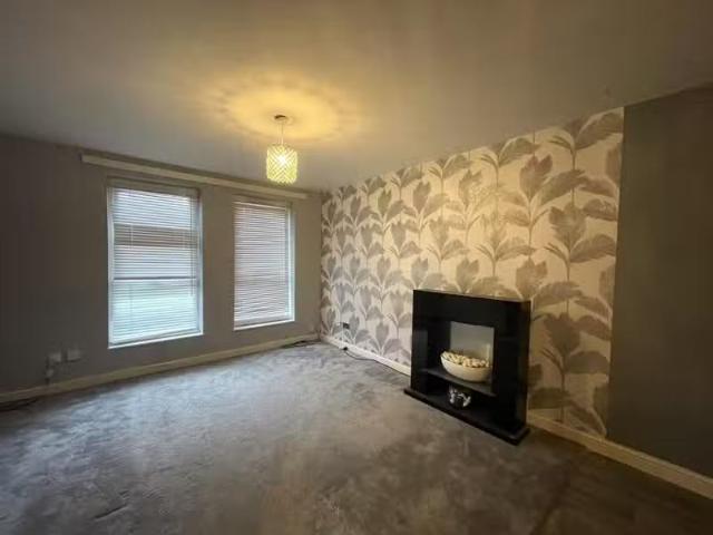 New 3 bedroom terraced house for rent in Crawshaws Road, Castl.