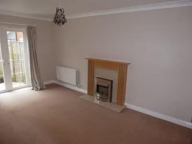 Unique 3 bedroom end of terrace house for rent in Hawks Rise.
