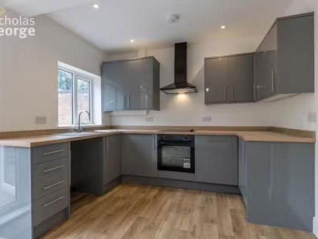 Nice 3 bedroom house for rent in Cole Valley Road, Hall Green.