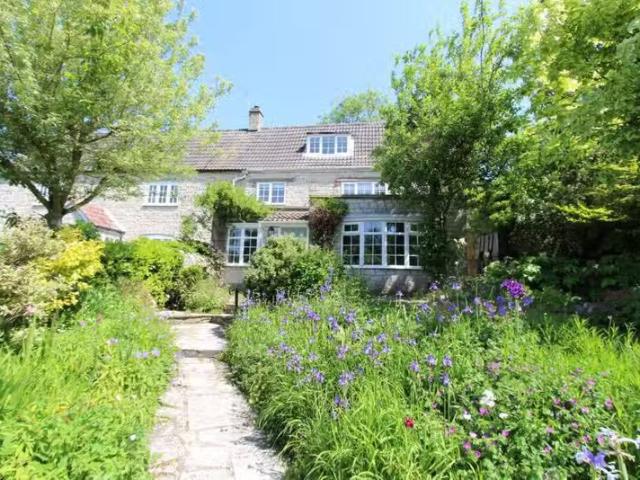 Charming 3 bedroom house for rent in Marksbury, Bath, BA2