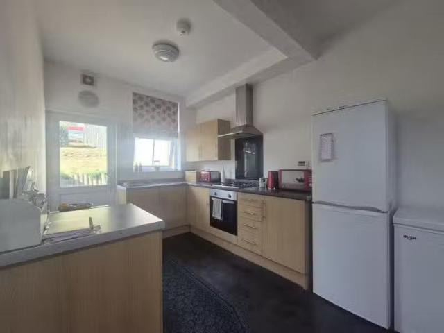 Just in! 3 bedroom semi detached house for rent in Barrs Road.