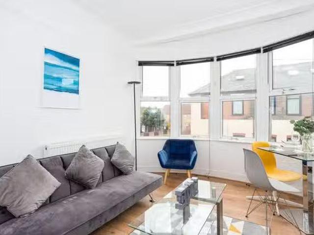 Just in! 3 BR Chase Road