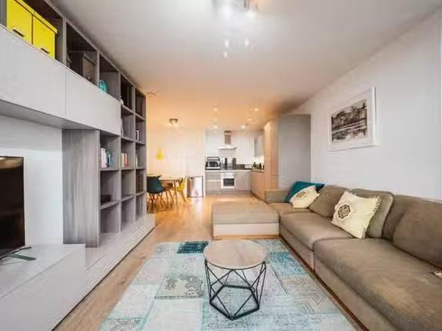Nice 3 BR Forest Road