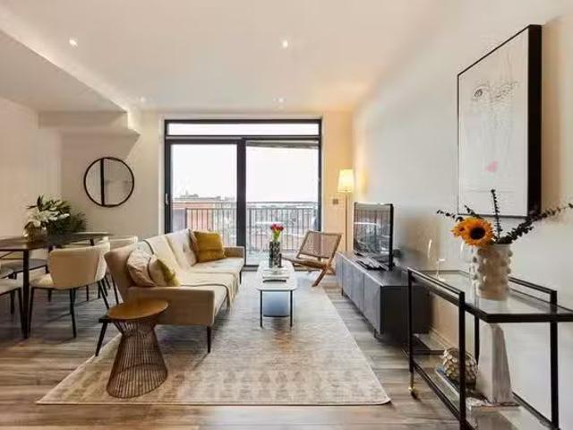 Deal! 3 BR Manor Park Road