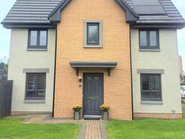 Cozy 3 BR Property to rent in Countesswells Park Road, Countes.