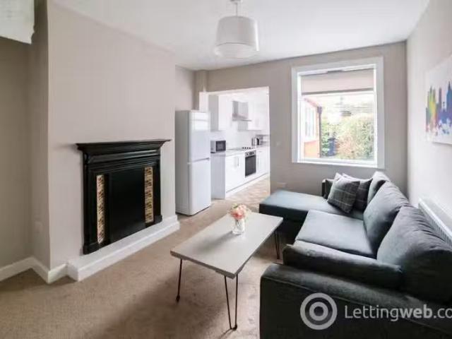 Just in! 3 BR Property to rent in Clinton Street, Beeston, Not.