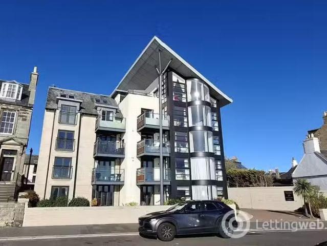 Nice 3 BR Property to rent in Harbour View, Beach Crescent