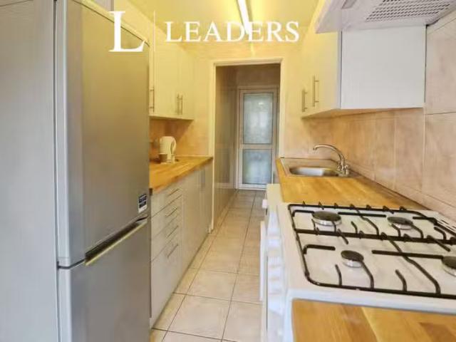 Cheap 4 bedroom property for rent in Brocklesmead, CM19