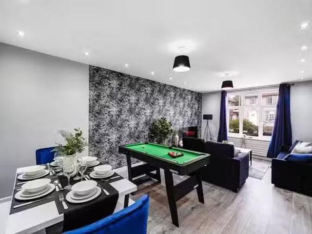 Cheap 4 BR Keppel Road