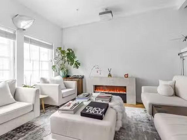 Charming 4 BR Princes Gate Mews