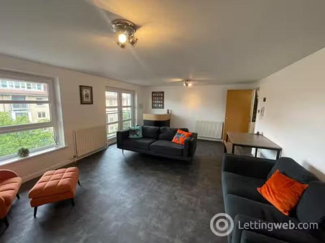 Deal! 4 BR Property to rent in 154 Bannermill Place, Aberdeen.