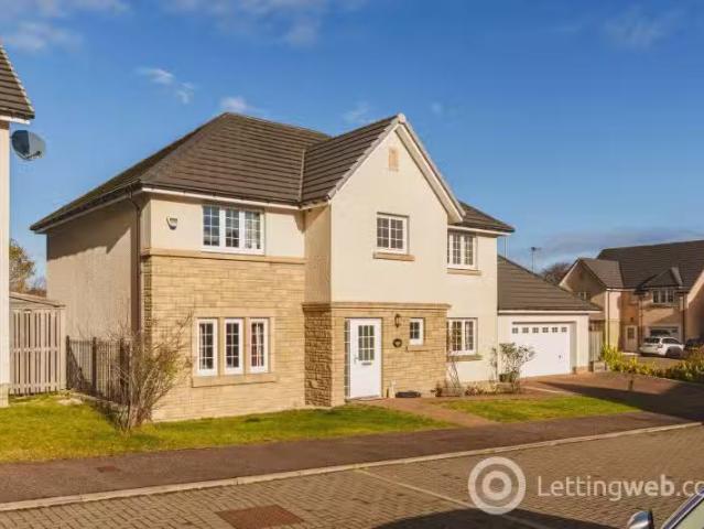 Cozy 4 BR Property to rent in Ashgrove Gardens, Loanhead, Midl.