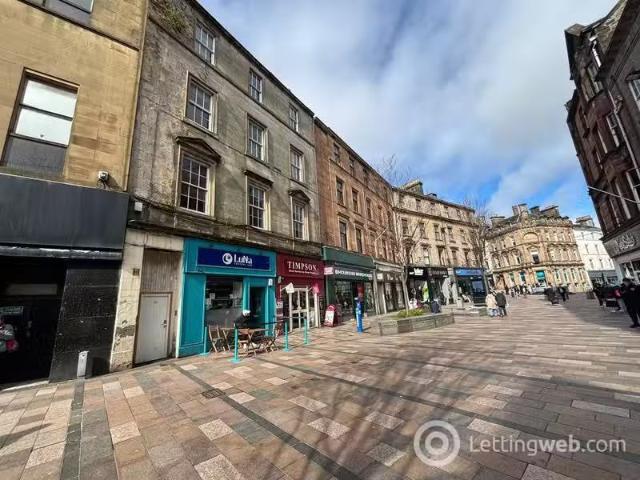 Nice 4 BR Property to rent in Port Street, Stirling Town, Stir.