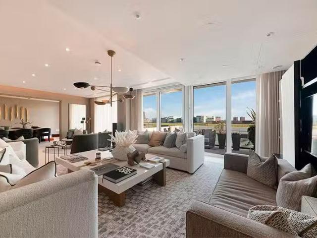 Cheap 5 BA 4 bedroom flat for rent in Tower Bridge, Sugar Quay.