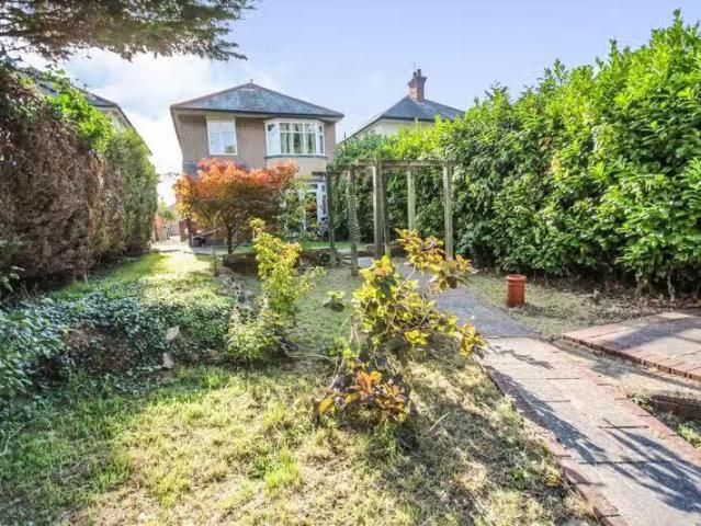 Cozy 5 bedroom detached house for rent in Student Let, Grafton.