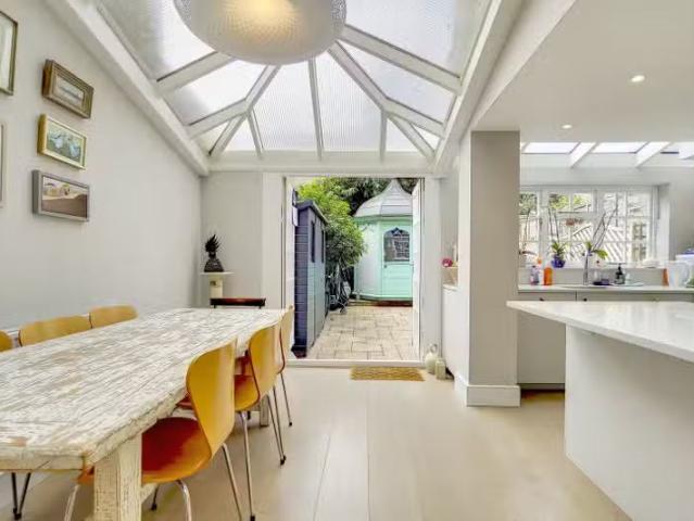 New 5 bedroom property to let in Holmead Road, London, SW6 £.