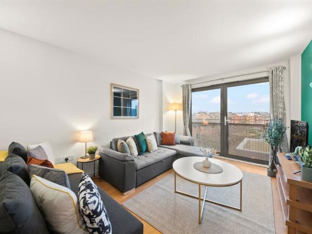 Deals Gateway, Lewisham SE13, 2 bed flat to rent, £2,350 pcm | PrimeLocation