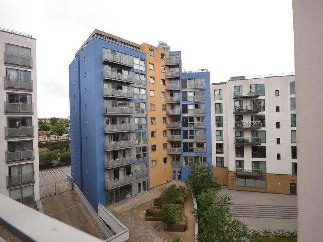 Deals Gateway, London SE13, 1 bed flat to rent, £1,650 pcm | PrimeLocation