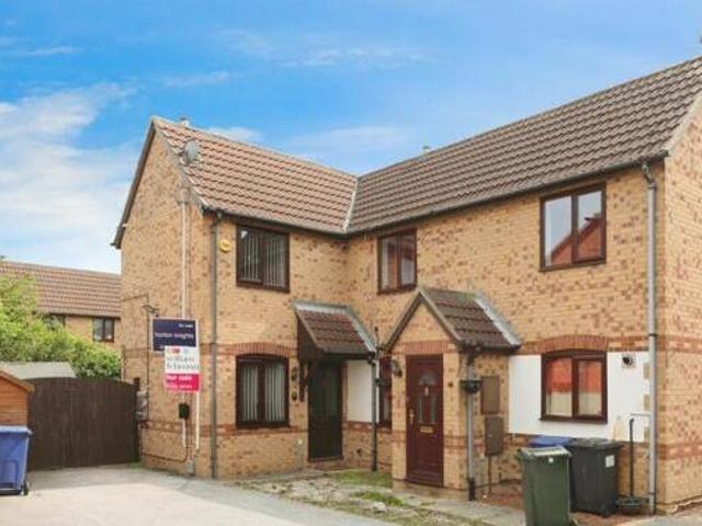 Dean Close, Rossington, 2 Bedroom Semi detached