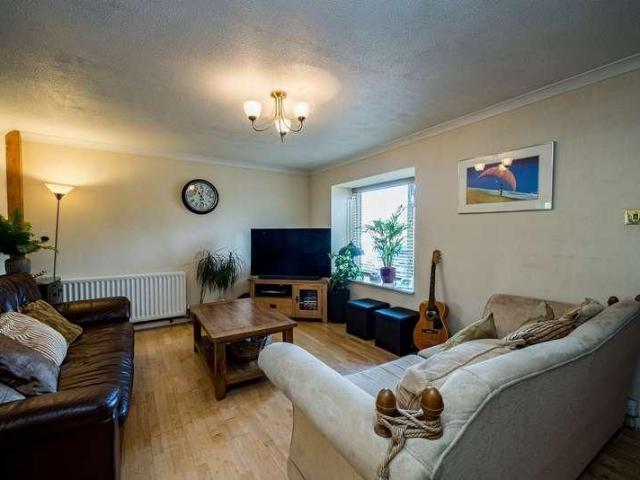 Dean Garden Rise, High Wycombe, HP11