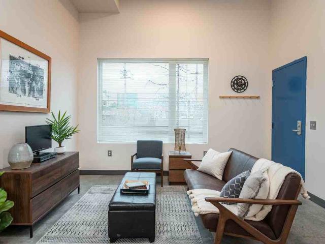 Dean River Apartments 2 Bedroom Apartment for Rent at 3255 Se 17th Ave, Portland, OR 97202 Brooklyn