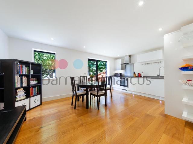 Dean Road, CROYDON 2 bed apartment to rent £1,800 pcm £415 pw