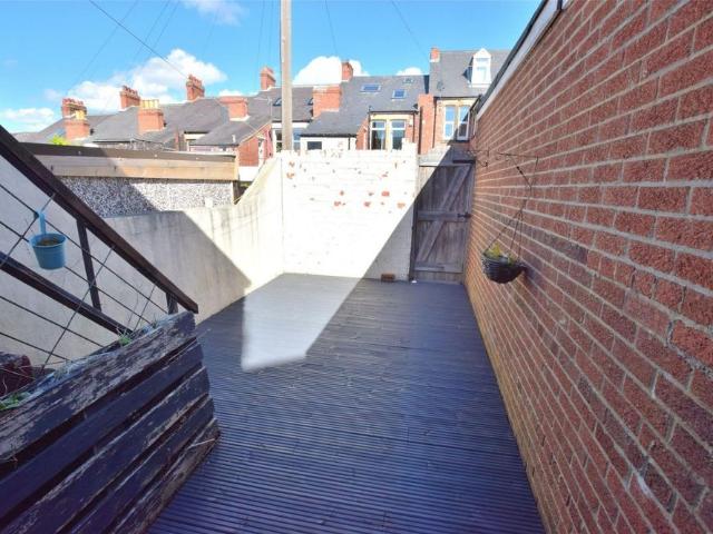 Dean Street, Low Fell, NE9